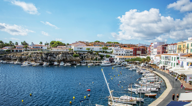 Villas In Es Castell Resort 2018/2019 | Villa Plus